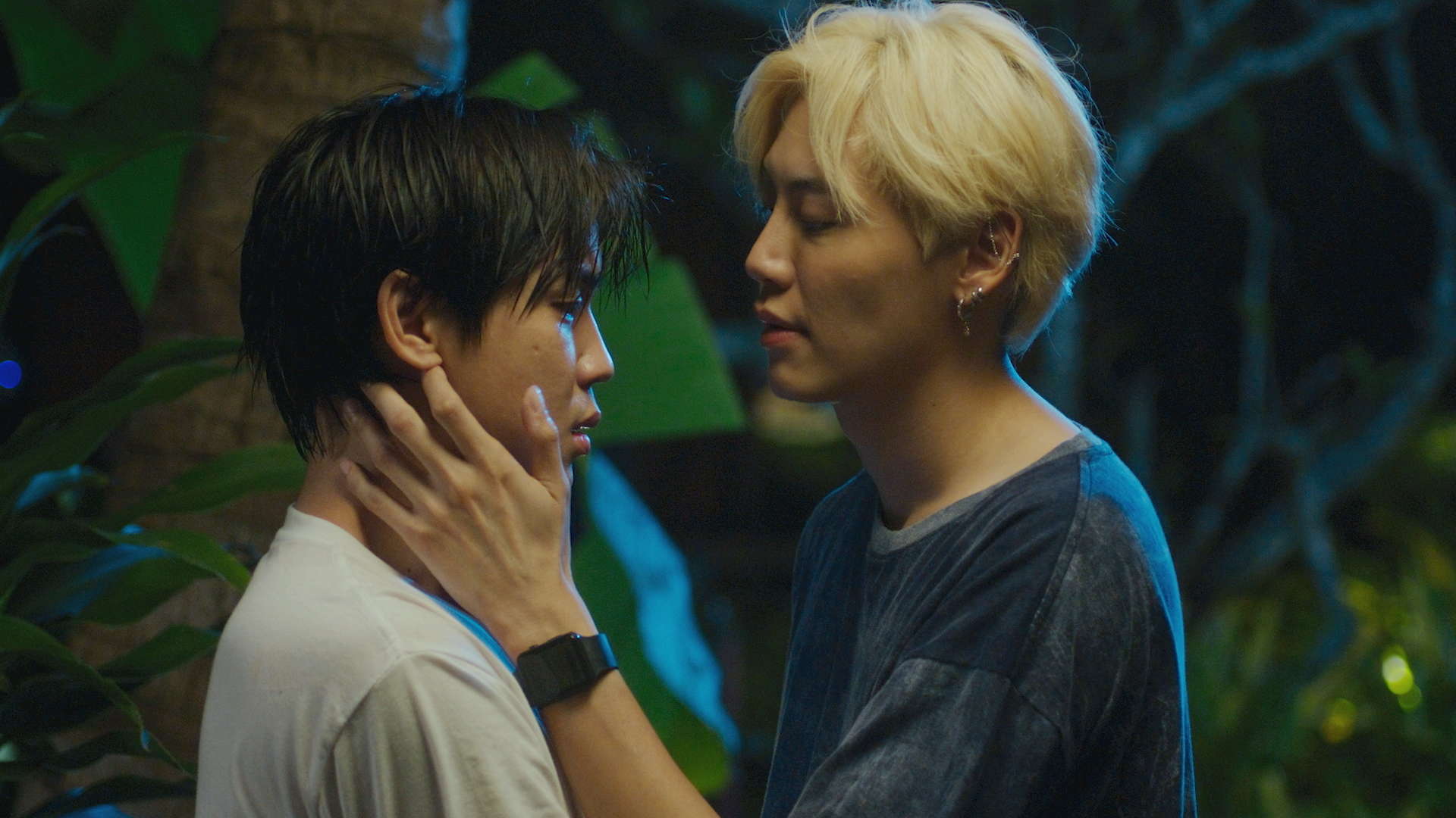 第1話 | Between Us～縒り合わせる運命～ | 動画配信/レンタル | 楽天TV